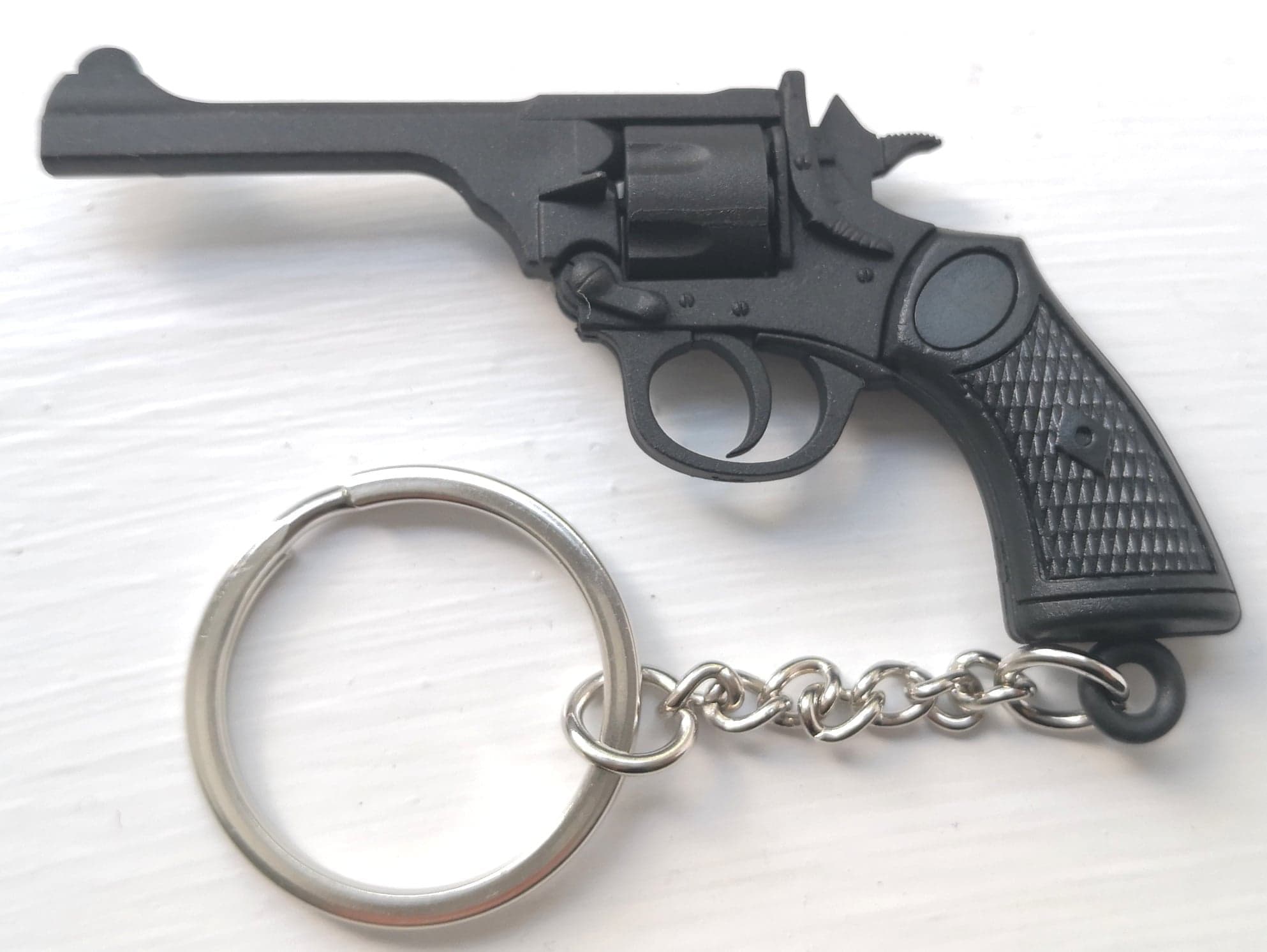 Miniature Keychain WEBLEY Long barrel Model 042 Free shipping